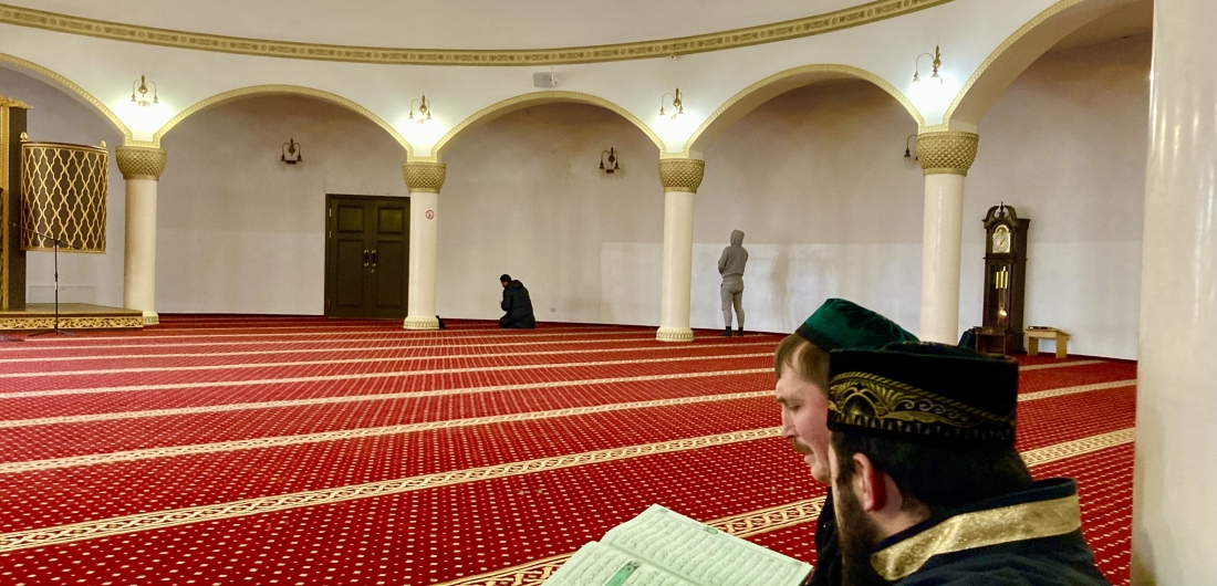 Why Muslims in Ukraine and abroad are fighting Russia | Al Majalla