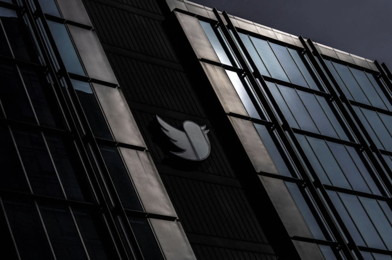 Twitter Asks Some Laid off Workers to Come Back, Bloomberg Reports | Al ...